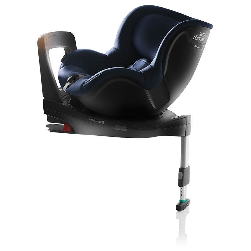 SWINGFIX M i-SIZE – bäst i test hos Råd & Rön | Britax Römer